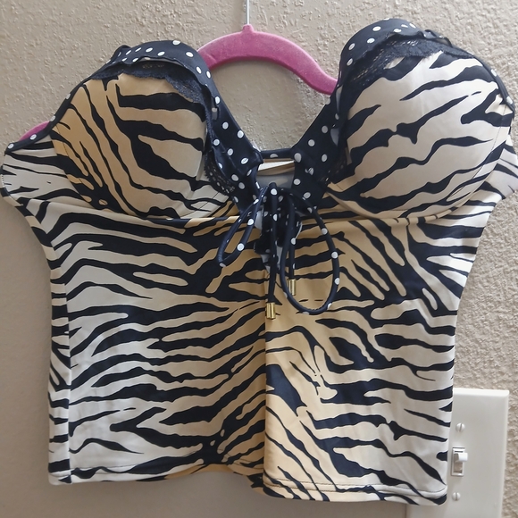 Victoria's Secret | Swim | Victorias Secret Zebra Print Bikini Top ...